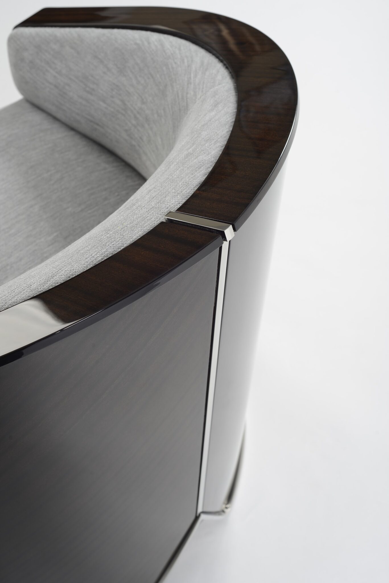 RANGE ROVER GUN BOX - Neal Jones Furniture