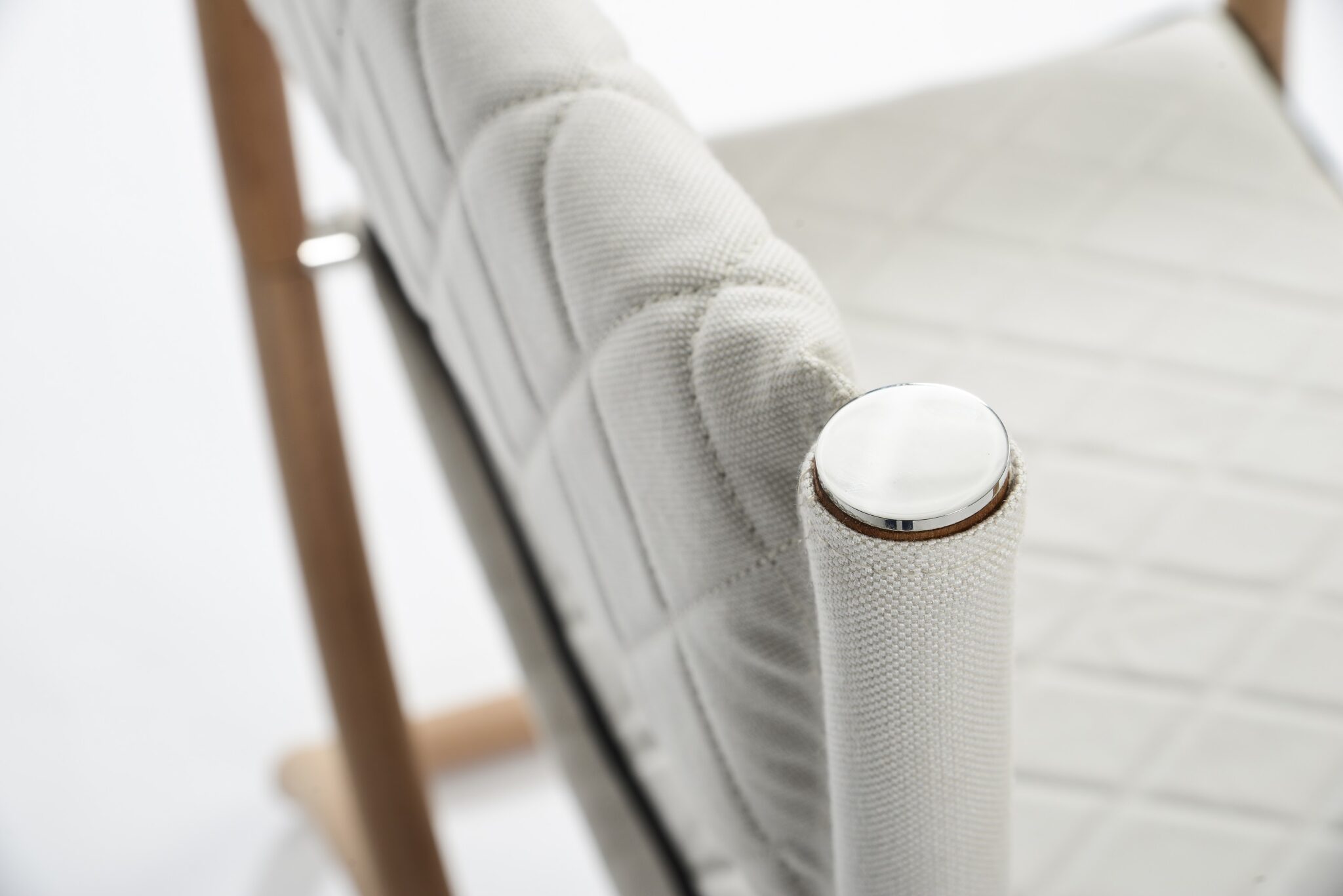 RANGE ROVER GUN BOX - Neal Jones Furniture